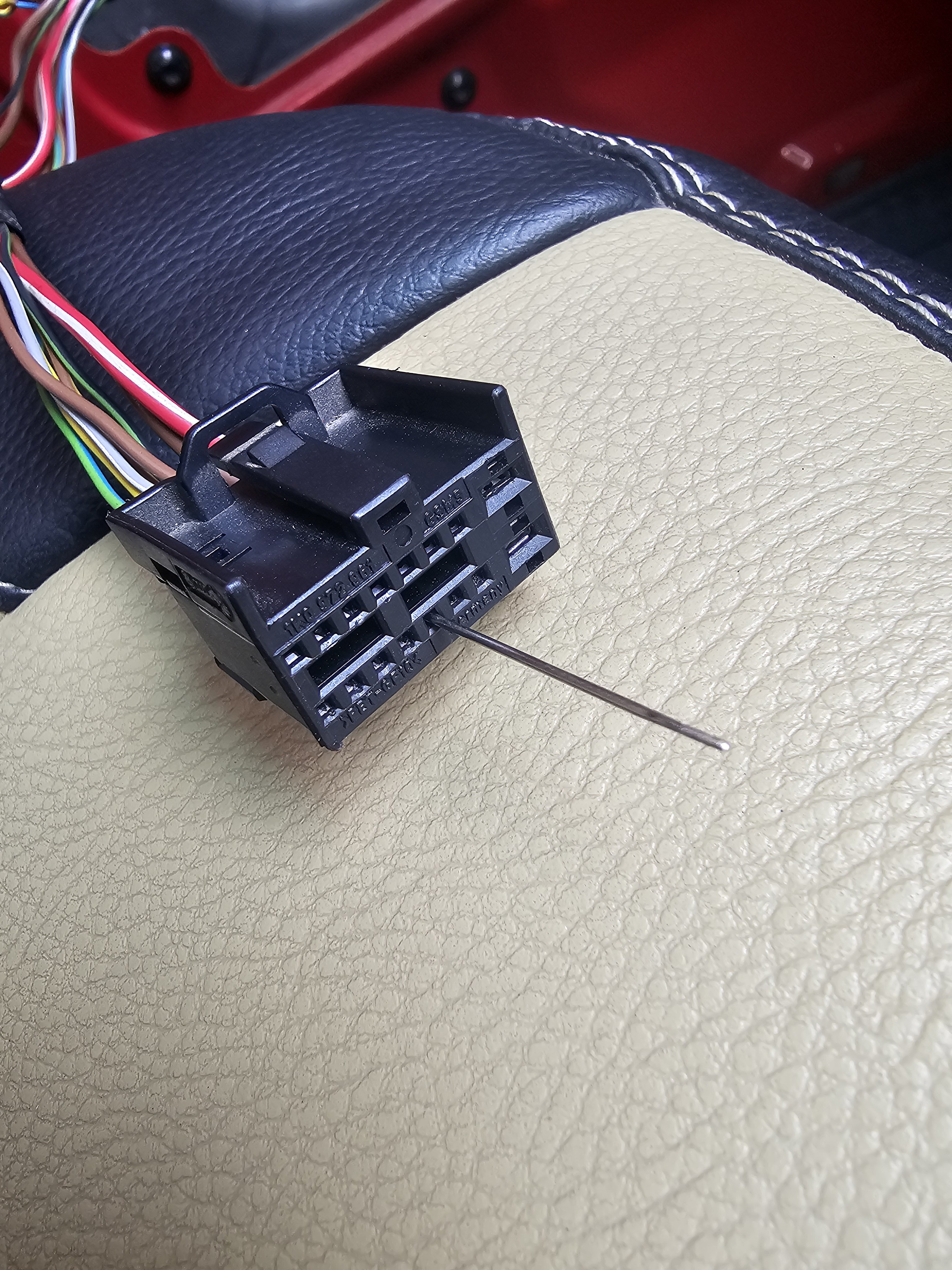 Wiring diagram for the windows in a Mk2 1.4TDI Fabia - Skoda Fabia Mk2 ...