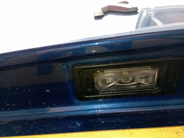 Check Number Plate Lights - Skoda Karoq - BRISKODA